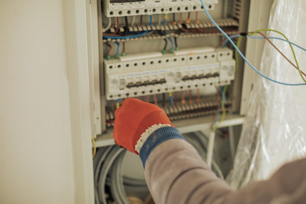 Handling Electrical Emergencies: Your Comprehensive How-To Guide | Down ...